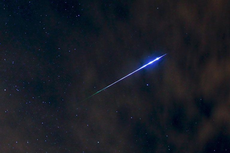 A verdade sobre a cor dos meteoros: um guia para sua observação visual ...